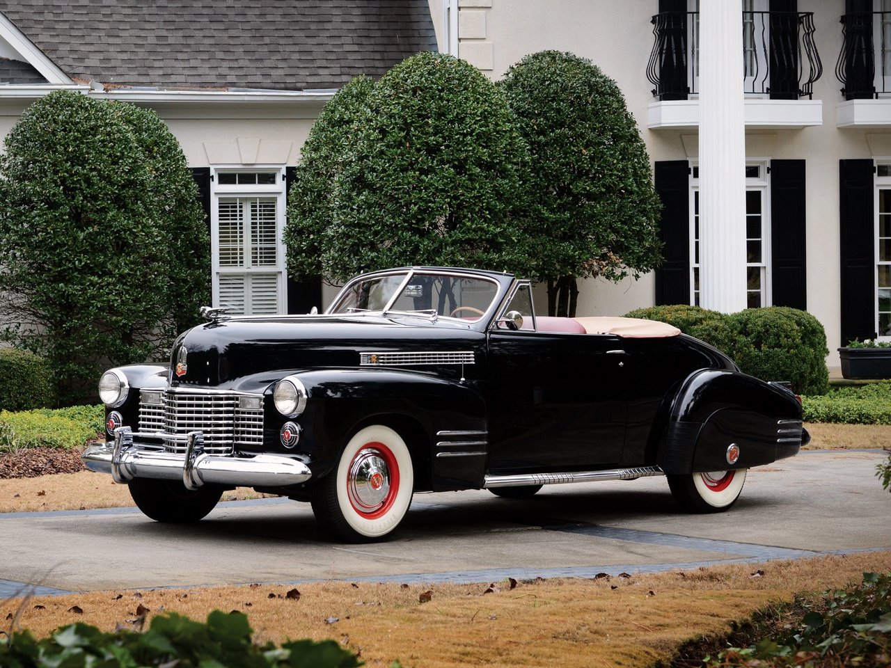 Iconic Gangster Cars: From Prohibition to Modern Era | CarBee Blog ...